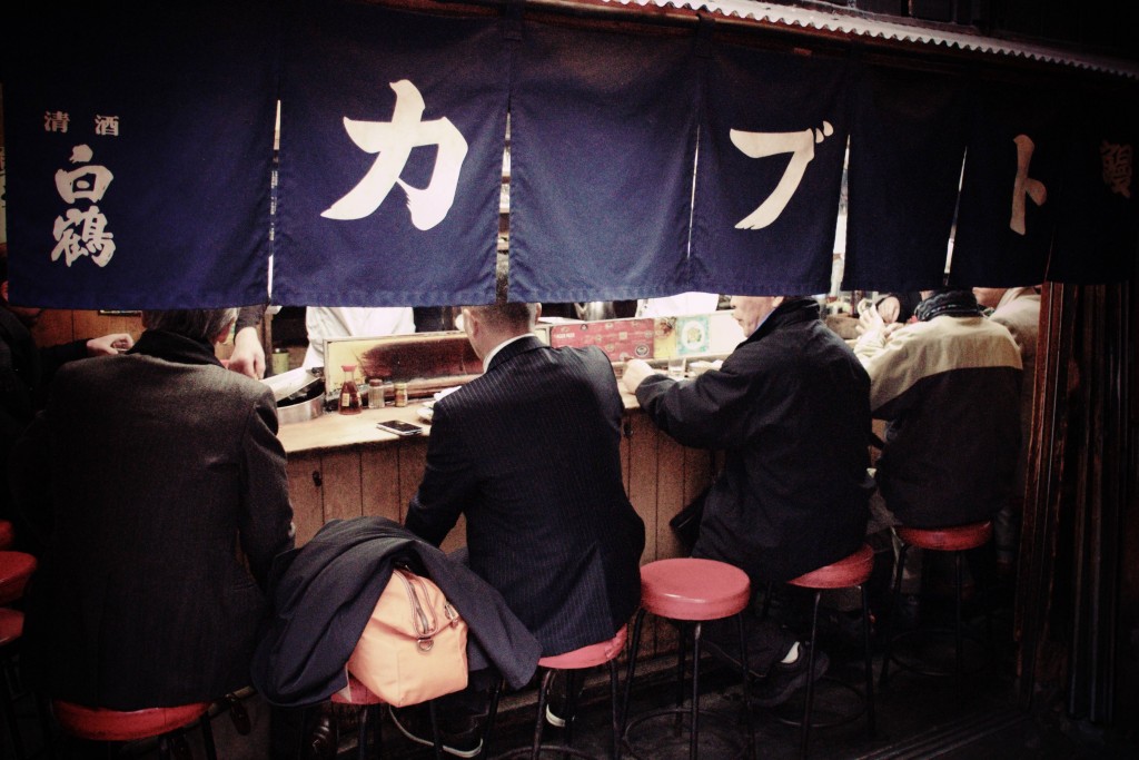 Tipping in Japan - JapanDict Blog